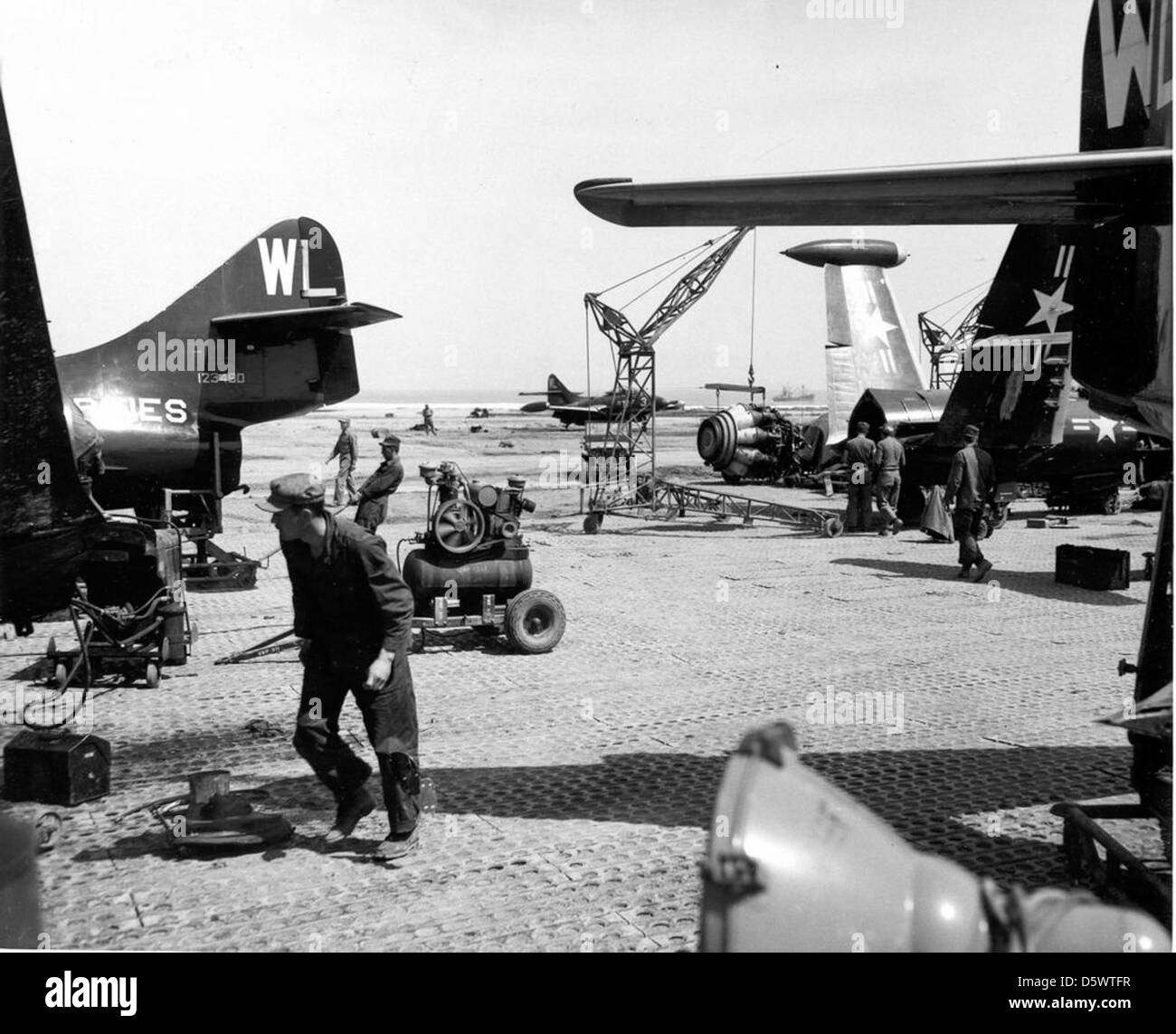 Grumman f9f panther hi-res stock photography and images - Alamy