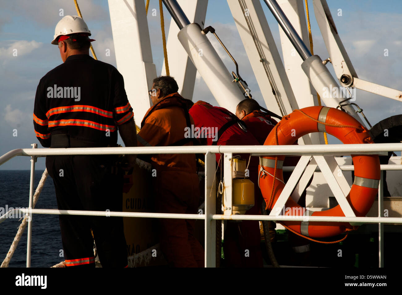 Para van door lifting operation in the seismic vessel Veritas Vantage ...