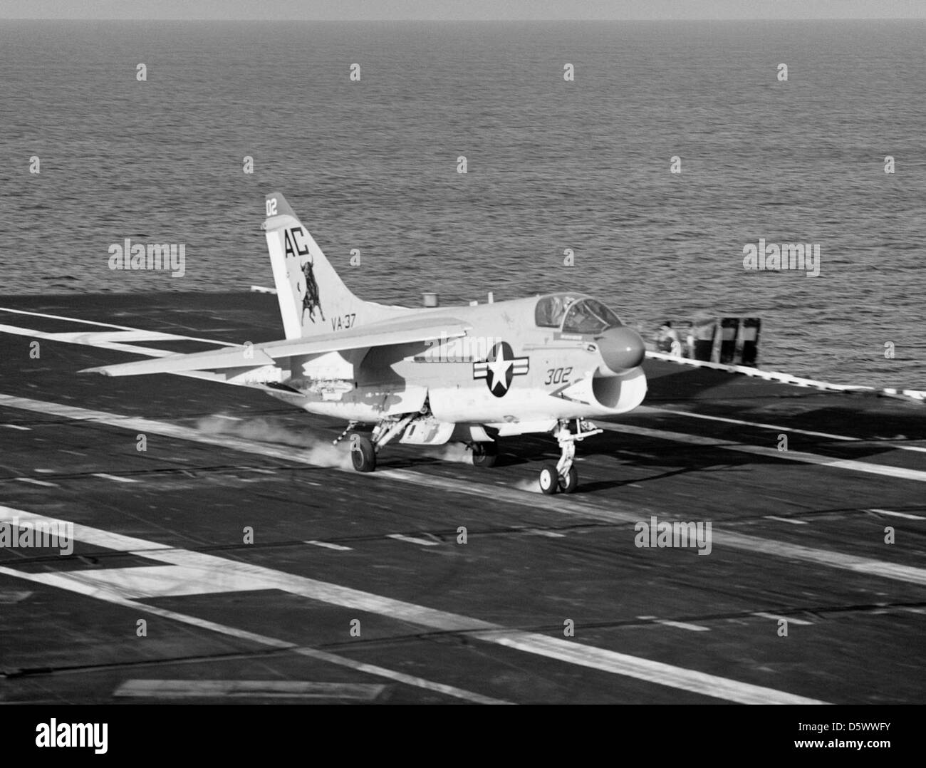An LTV A-7E Corsair II from Attack Squadron VA-37 'Bulls' lands on the ...