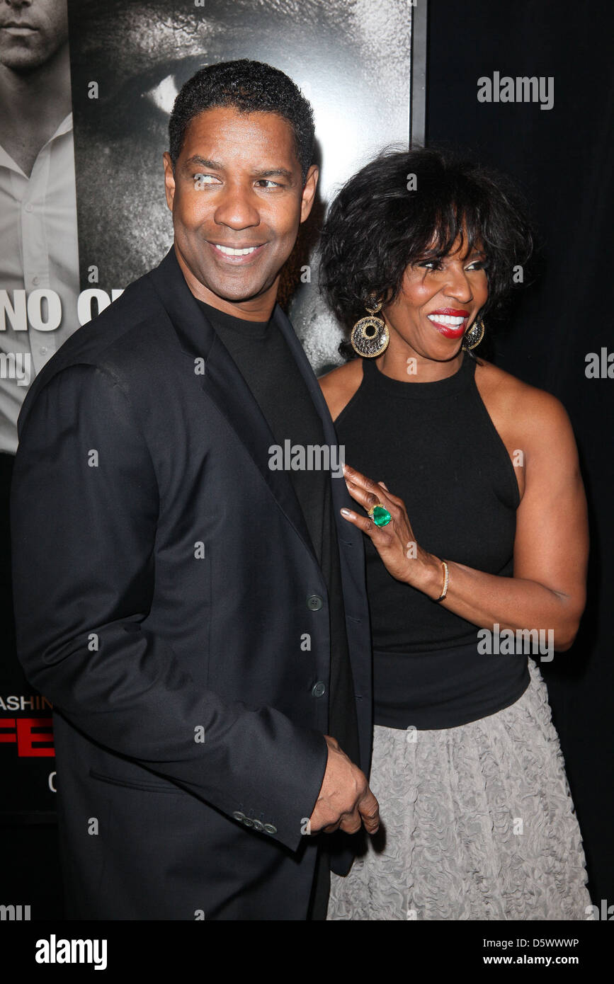 Pauletta washington hi-res stock photography and images - Alamy