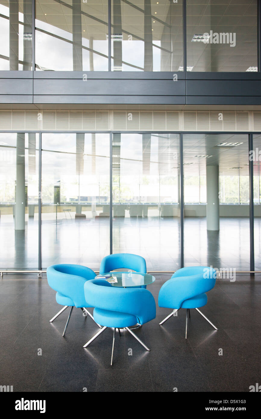 Office Lobby Area High Resolution Stock Photography and Images - Alamy