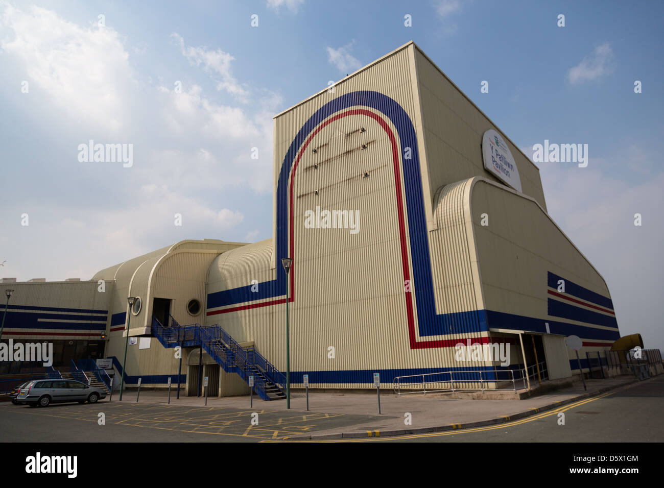 Rhyl theatre hi-res stock photography and images - Alamy