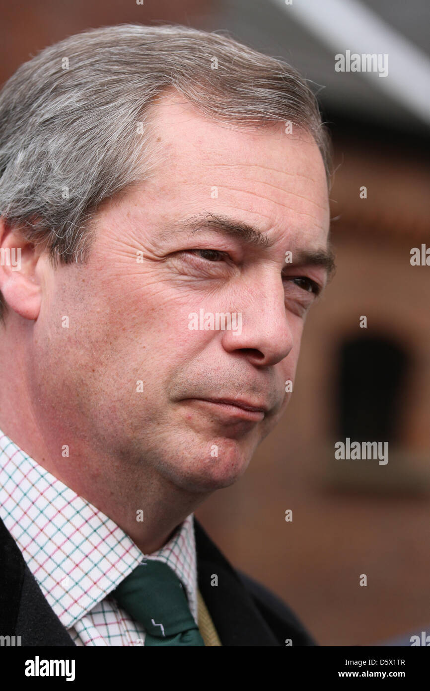 Nigel farage ukip 2013 hi-res stock photography and images - Alamy