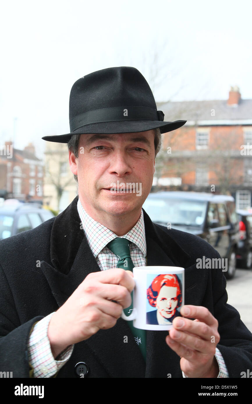 Grantham, Lincolnshire, UK. 9th April 2013. Baroness Margaret Thatcher ...