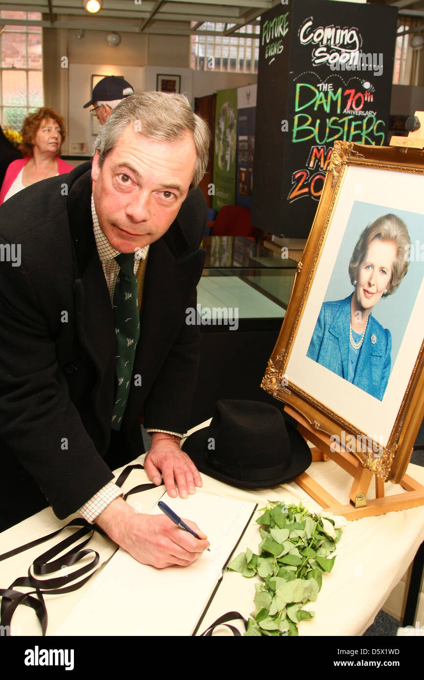 Grantham, Lincolnshire, UK. 9th April 2013. Baroness Margaret Thatcher ...