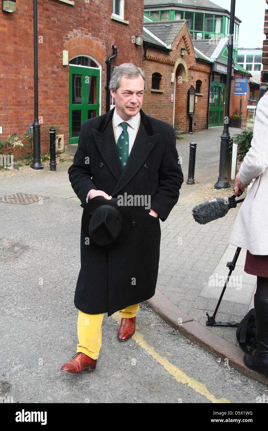 Grantham, Lincolnshire, UK. 9th April 2013. Baroness Margaret Thatcher ...