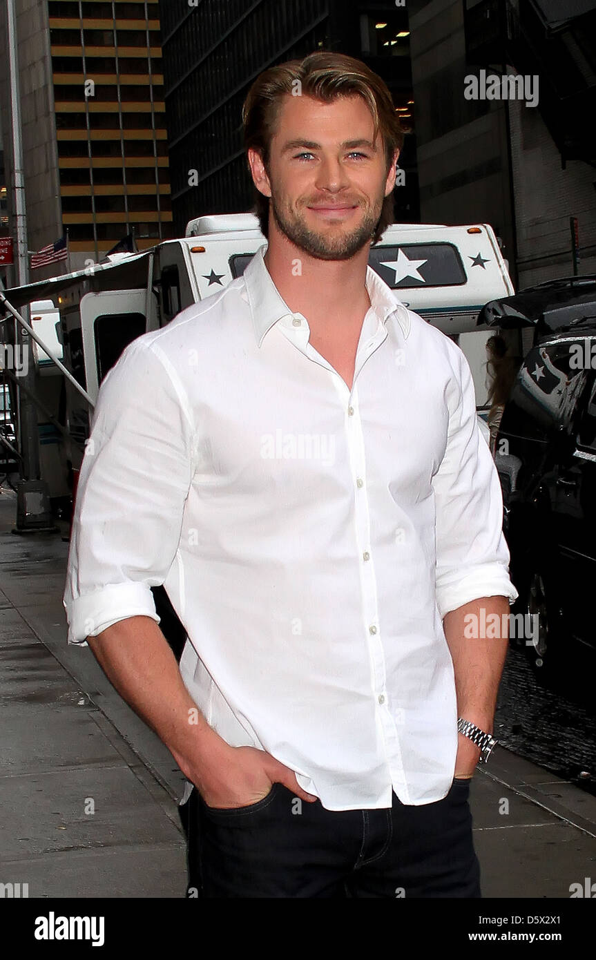 Chris Hemsworth outside The Ed Sullivan Theater for 'The David ...