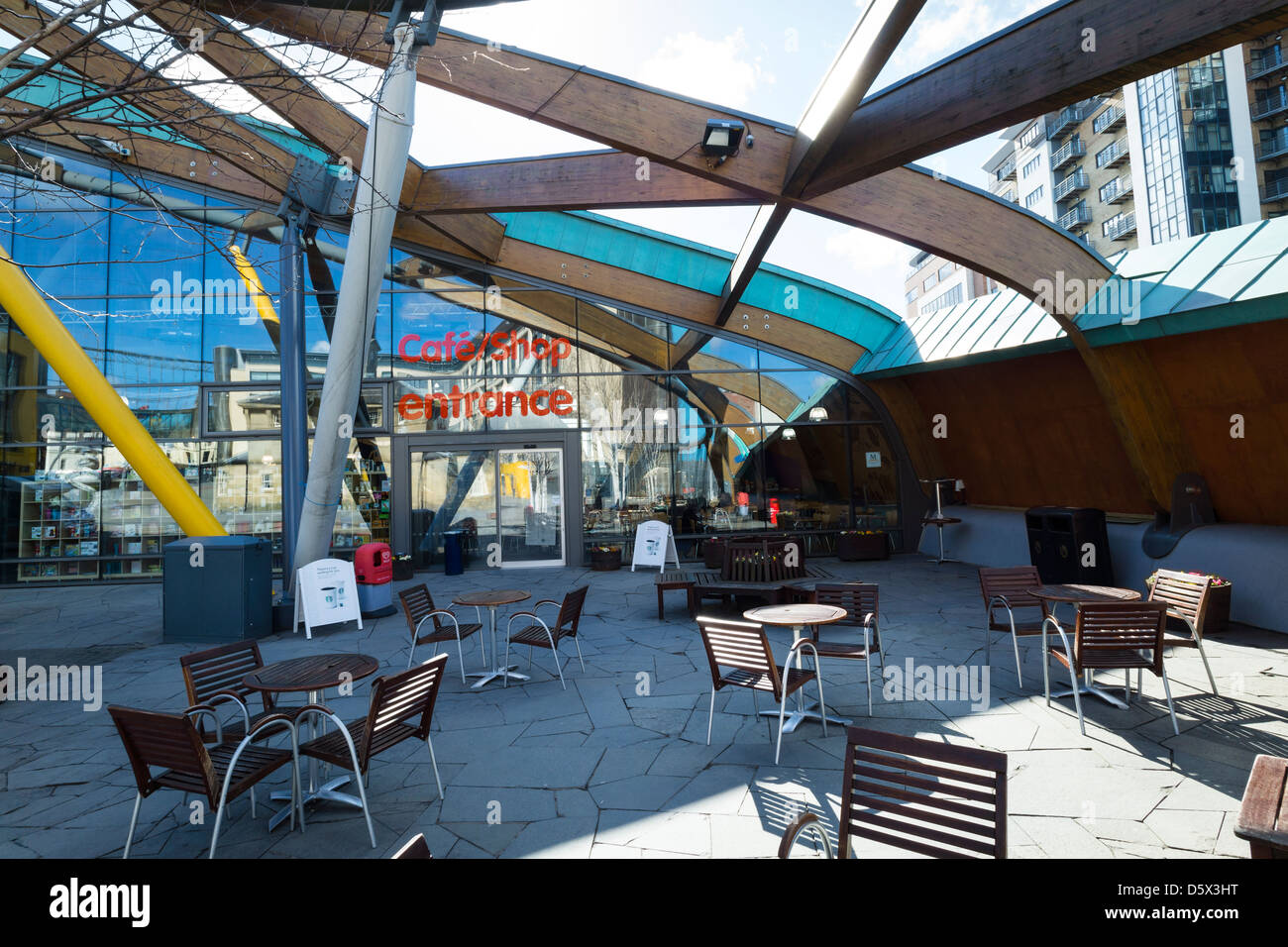 Life science centre entrance hi-res stock photography and images - Alamy