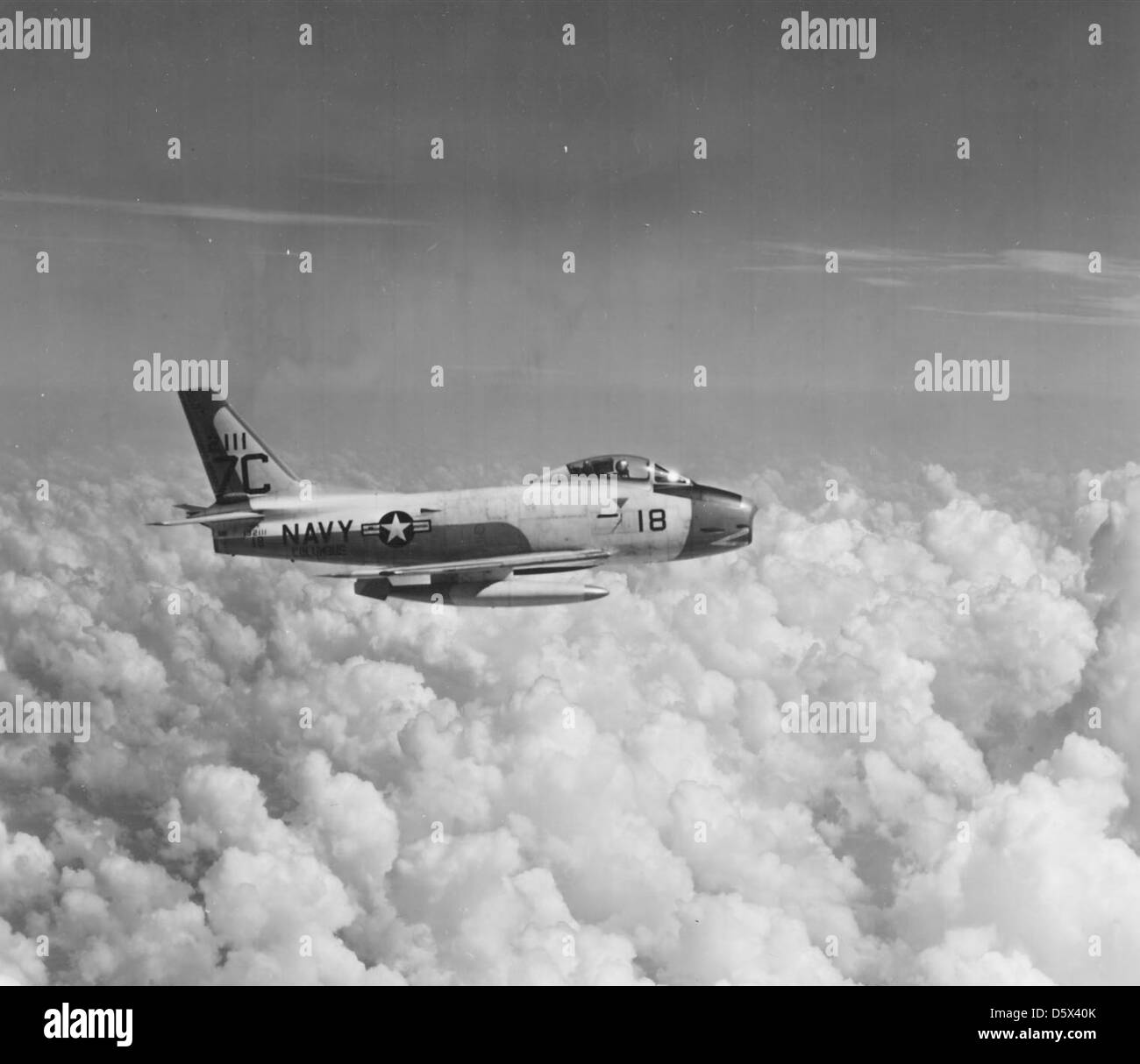 A North American FJ-2 Fury from the Naval Air Reserve Unit (NARU) at ...