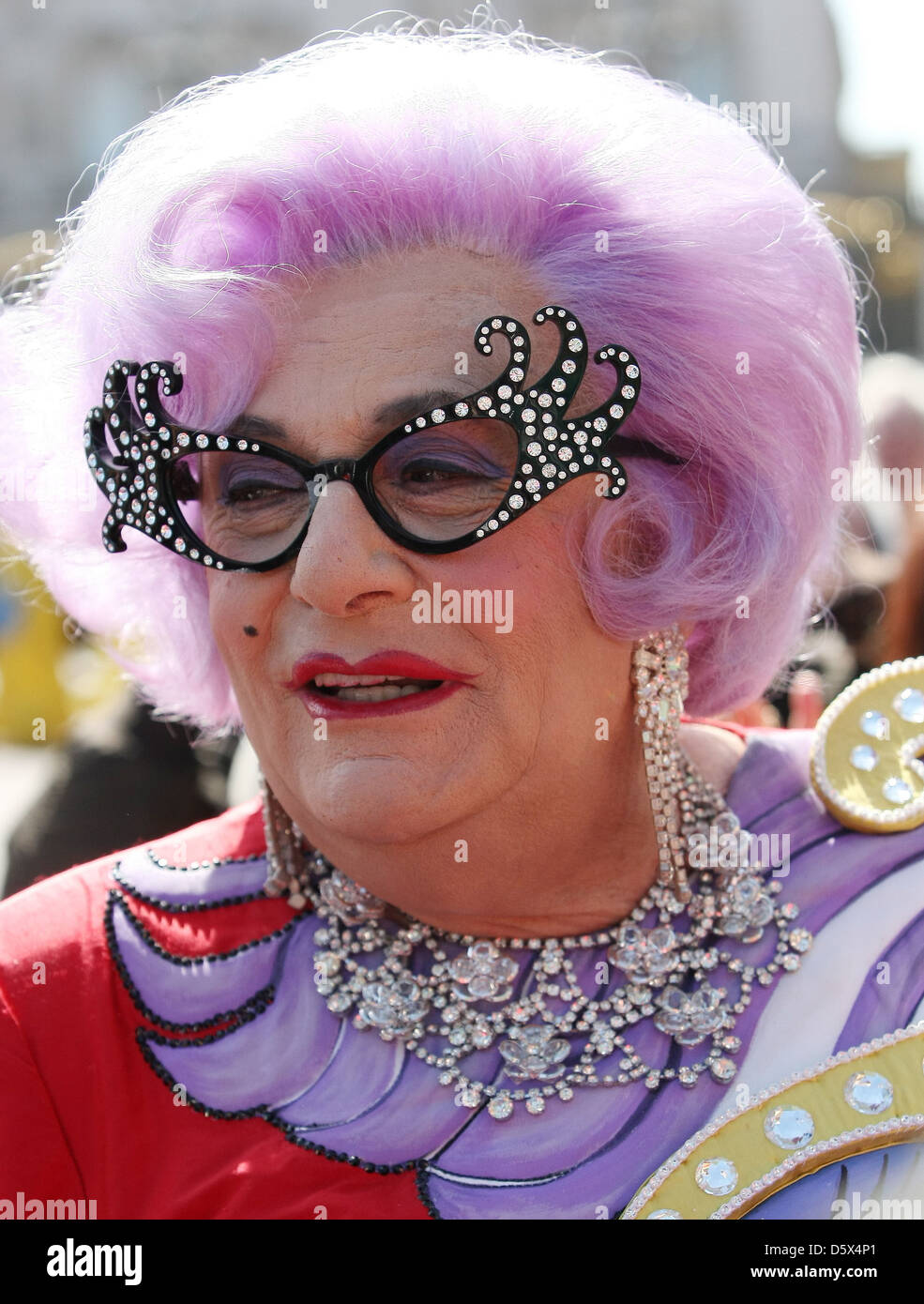 Barry Humphries Dame Edna