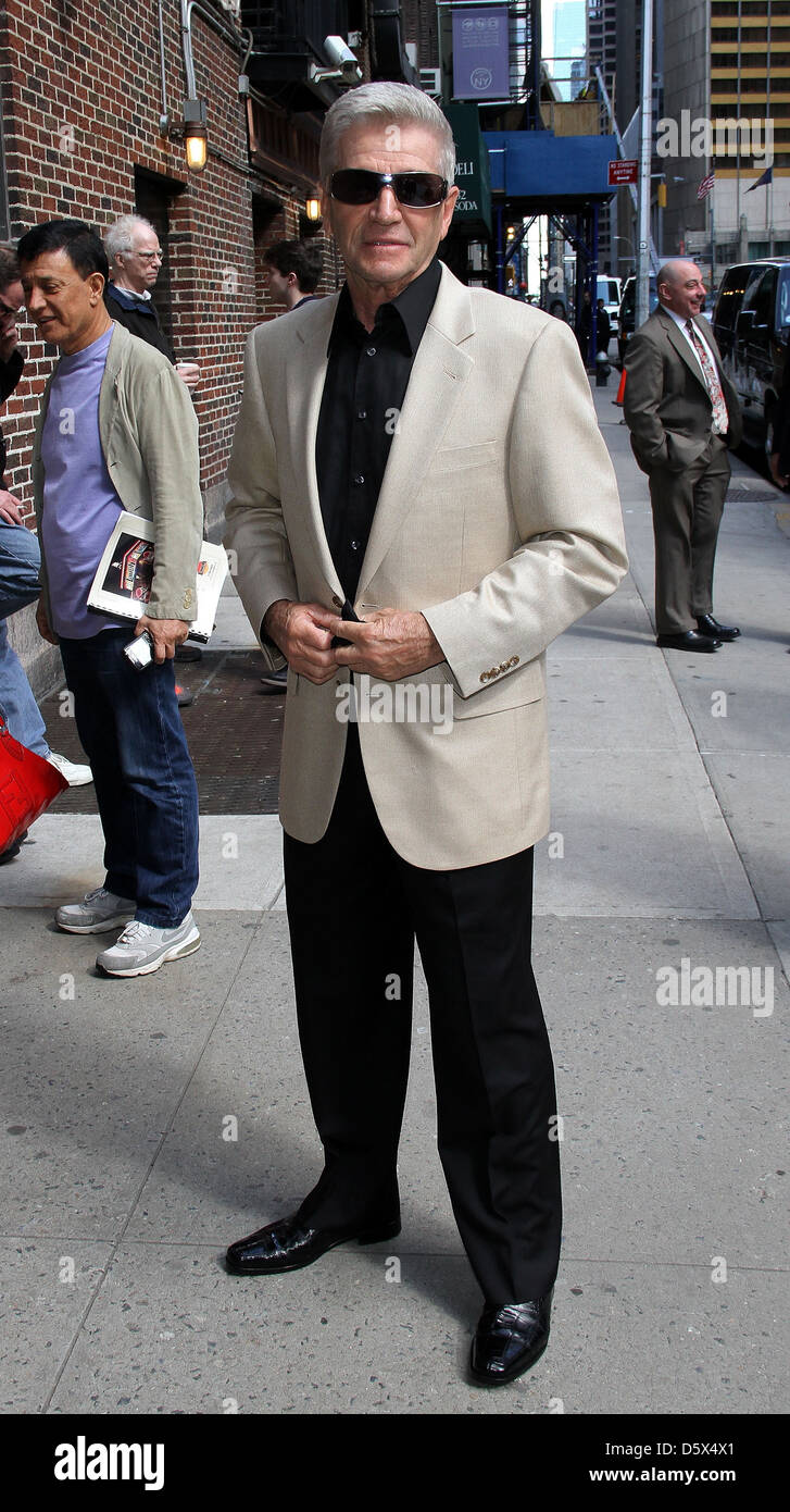 Tom Dreesen outside The Ed Sullivan Theater for 'The David Letterman ...
