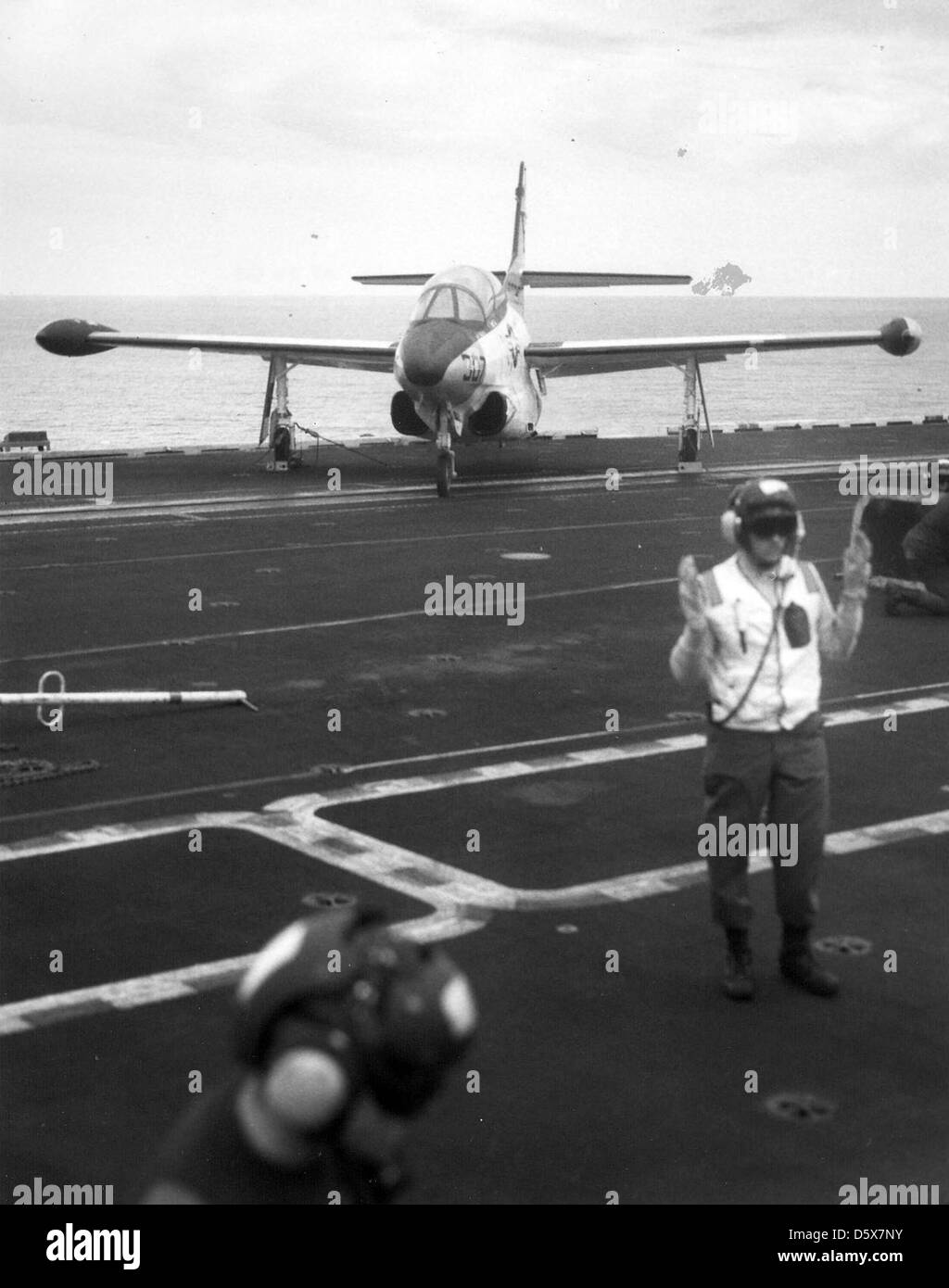 A North American T-2C "Buckeye" of Training Squadron (VT) 23 maneuvers ...