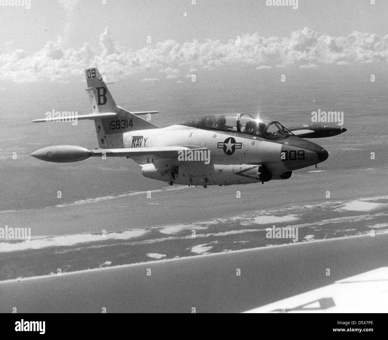 A North American T-2C "Buckeye" of Training Squadron (VT) 23 near NAS ...