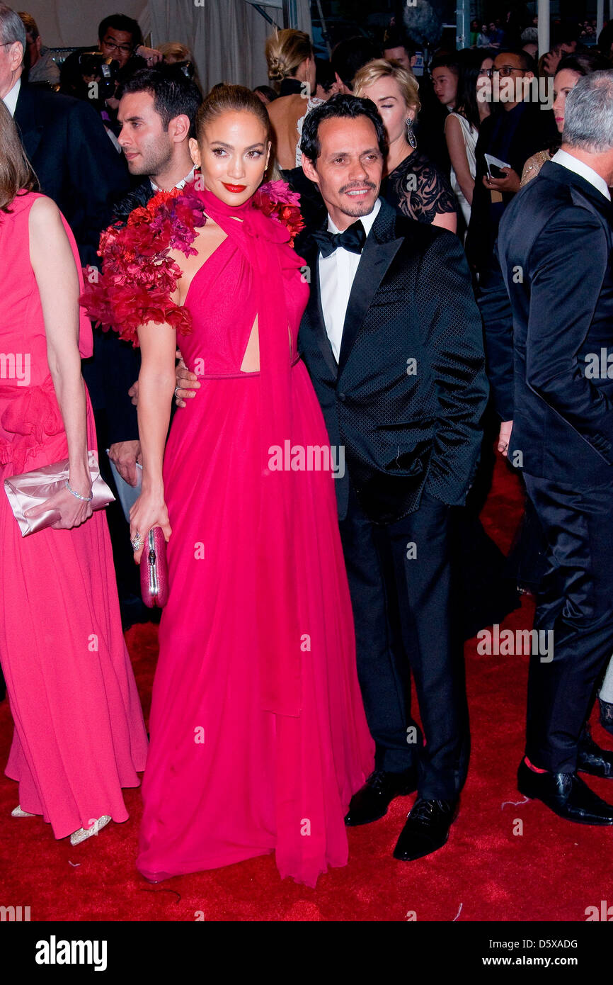 Jennifer Lopez Marc Anthony Alexander McQueen: 'Savage Beauty' Costume ...