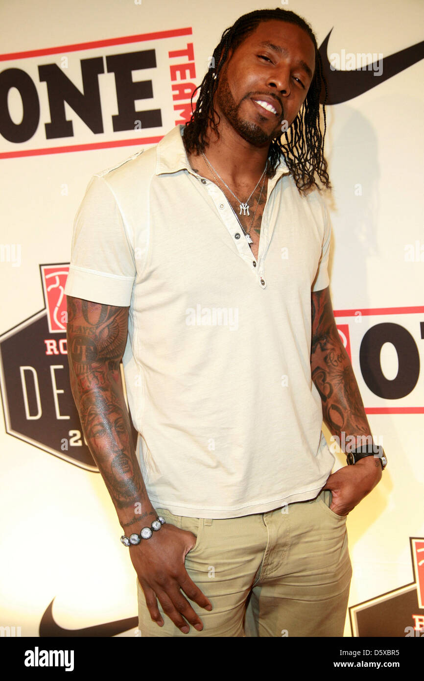 Dwayne bowe hi-res stock photography and images - Alamy