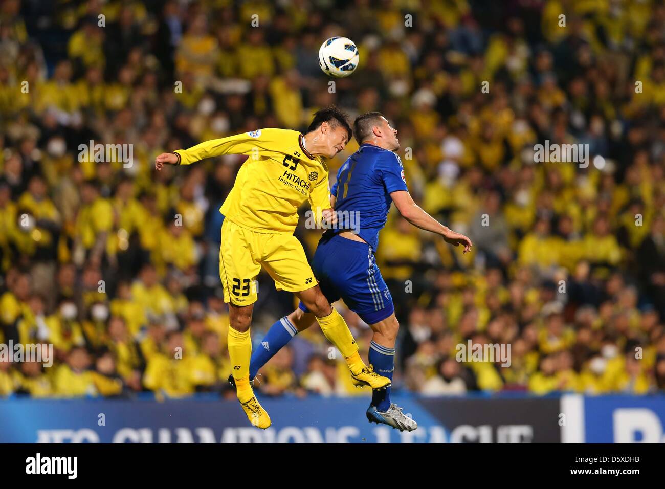 Chiba, Japan. 9th April 2013. (L-R) Hirofumi Watanabe (Reysol), Stevica ...