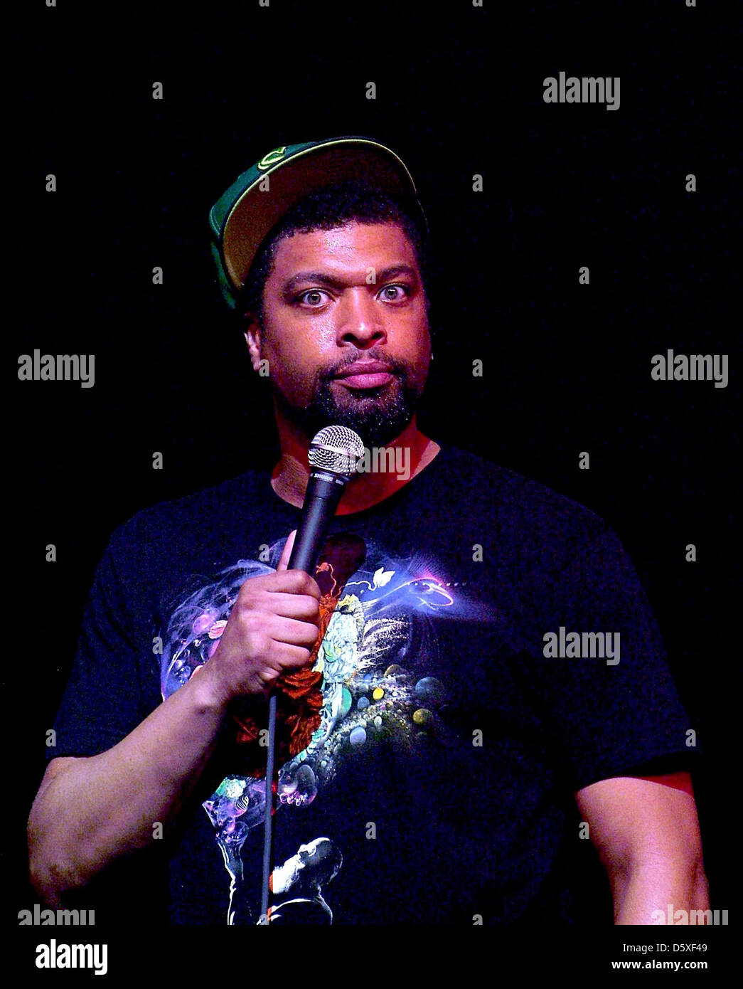 Actor/Comedian DeRay Davis performs during The Barber Shop Comedy Tour ...