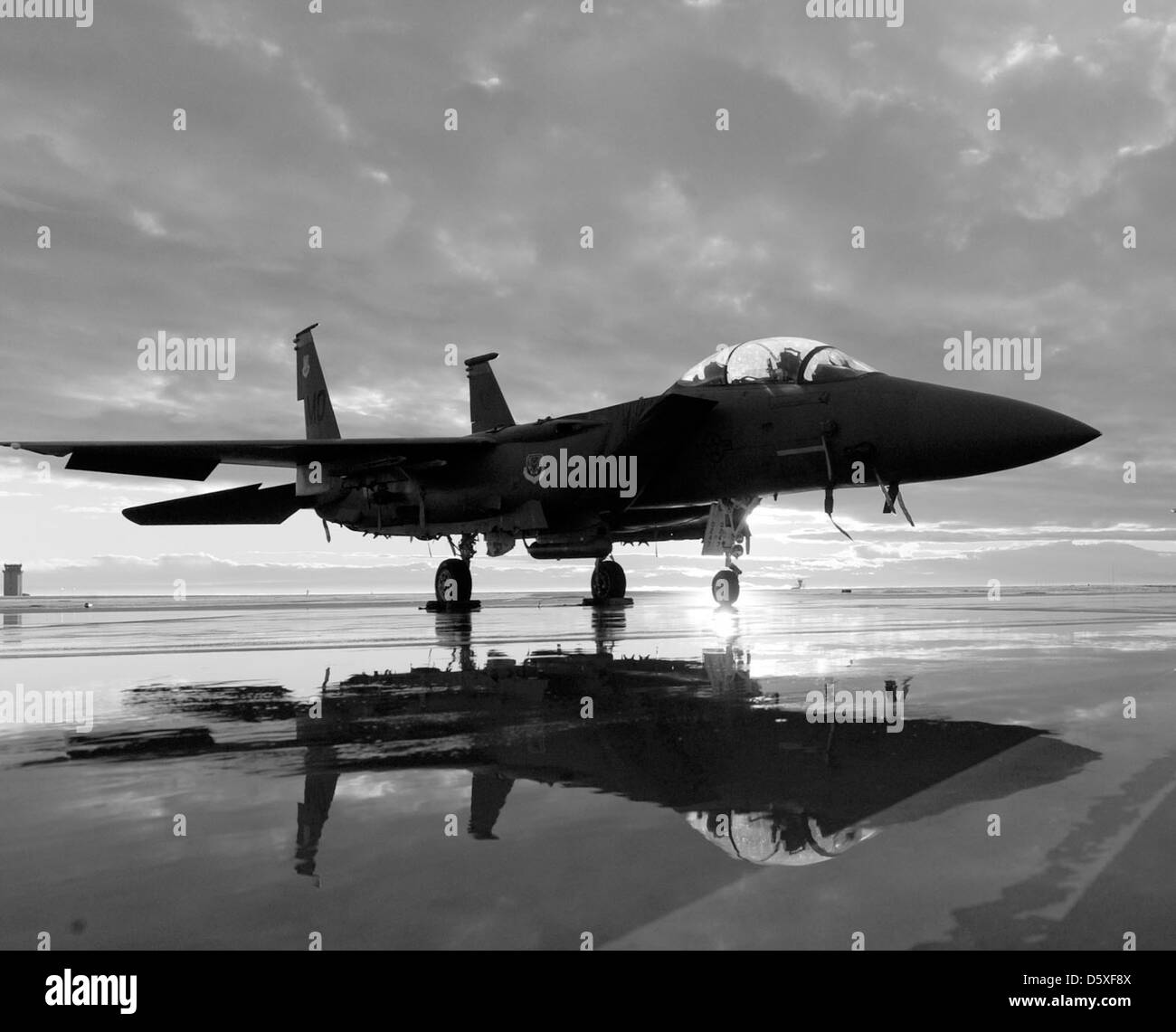 F 15e strike eagle Black and White Stock Photos & Images - Alamy