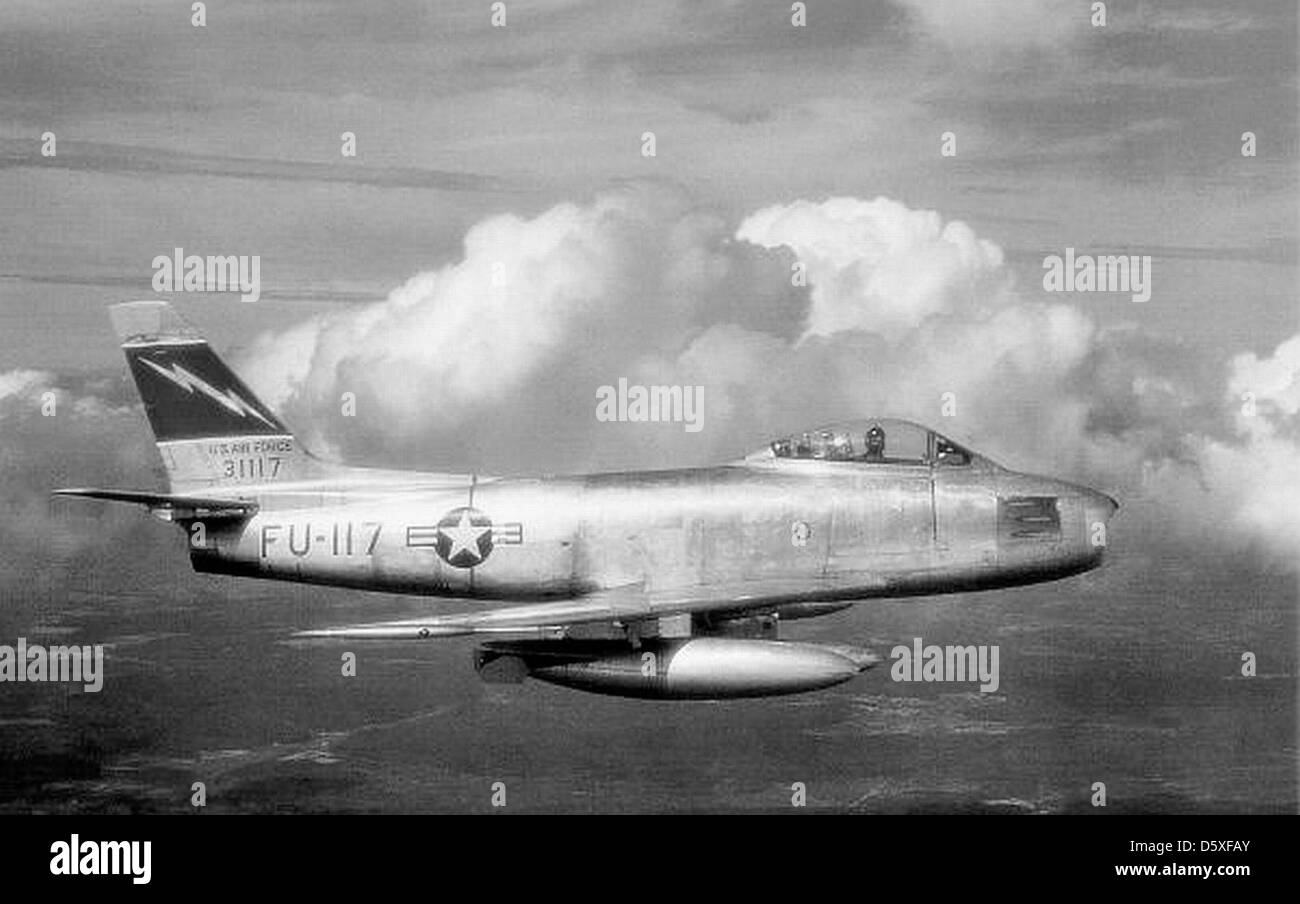 F 86f sabre jet hi-res stock photography and images - Alamy