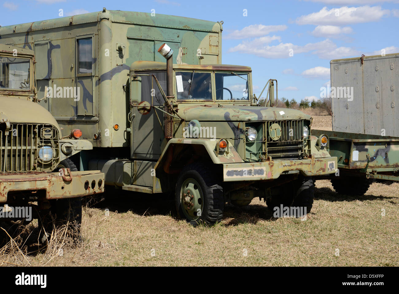 Old army truck hi-res stock photography and images - Alamy