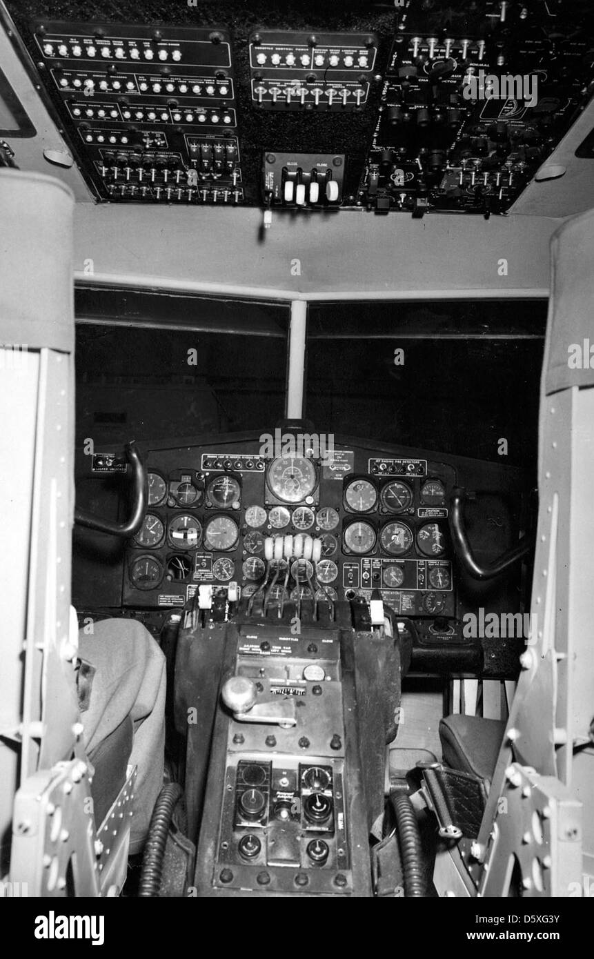 Nuclear powered aircraft Black and White Stock Photos & Images - Alamy