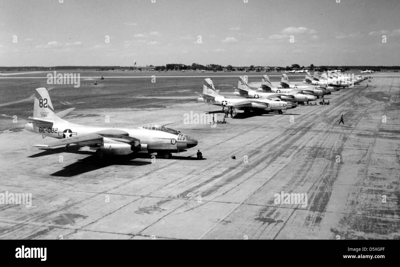 Nuclear powered aircraft Black and White Stock Photos & Images - Alamy