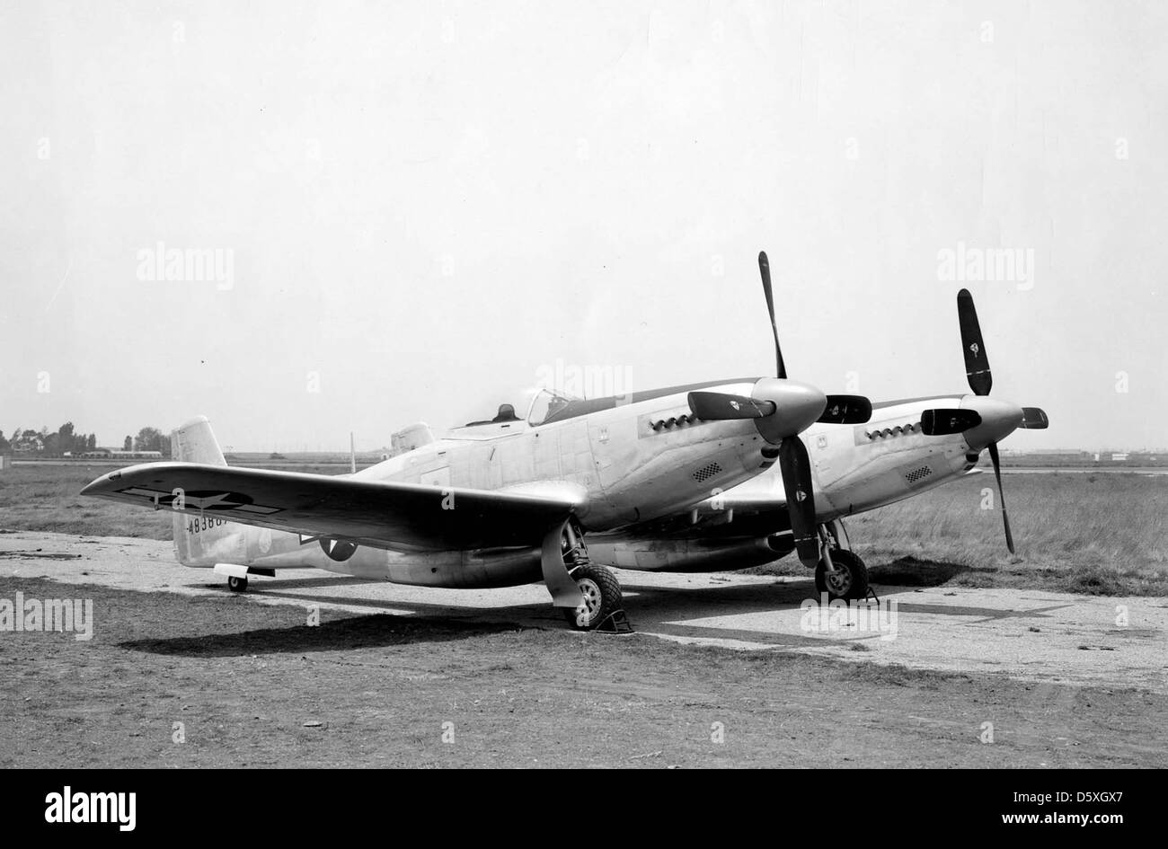 Twin mustang Black and White Stock Photos & Images - Alamy