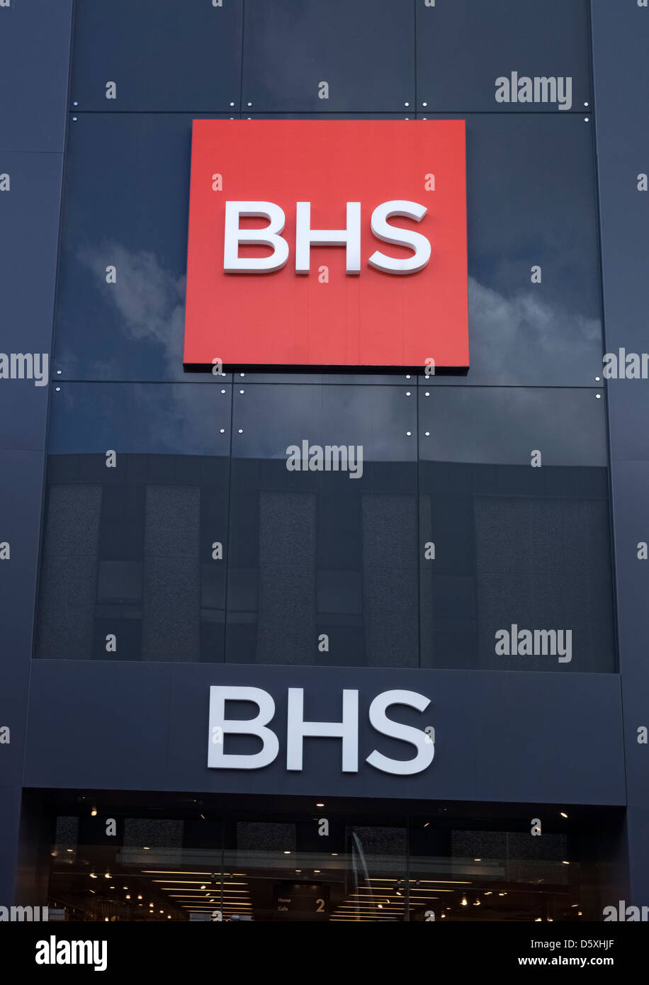 Bhs shop front hi-res stock photography and images - Alamy