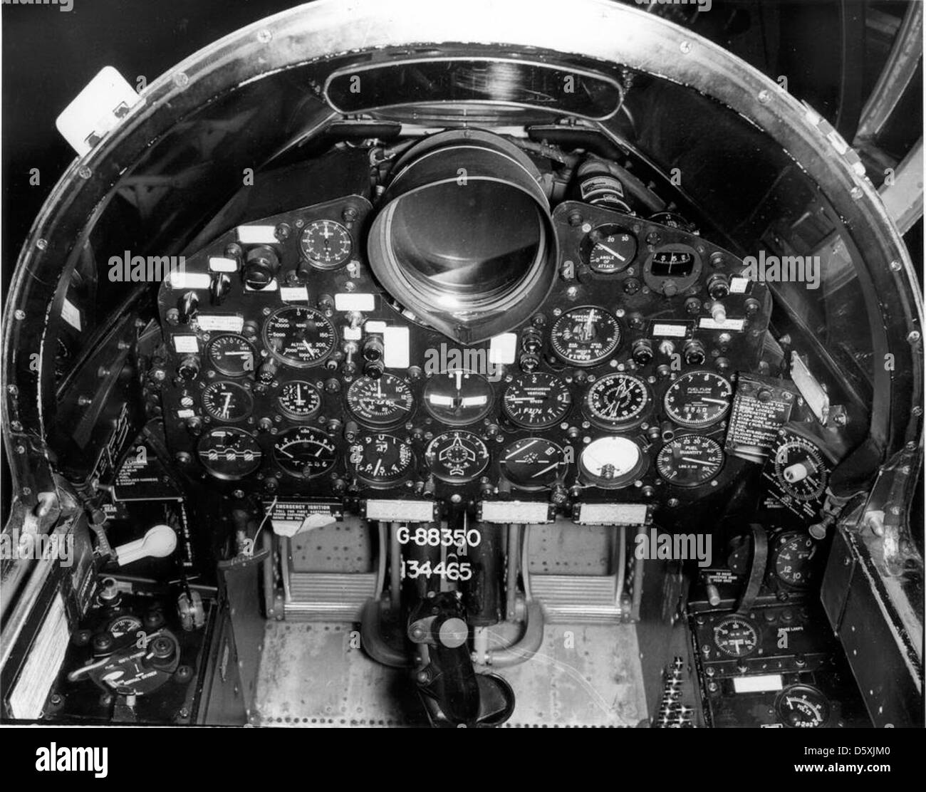 Grumman F9F-6P "Cougar", the last of 60 produced, 1954 Stock Photo - Alamy