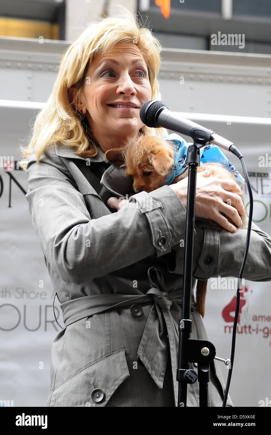 Edie falco north shore animal hi-res stock photography and images - Alamy