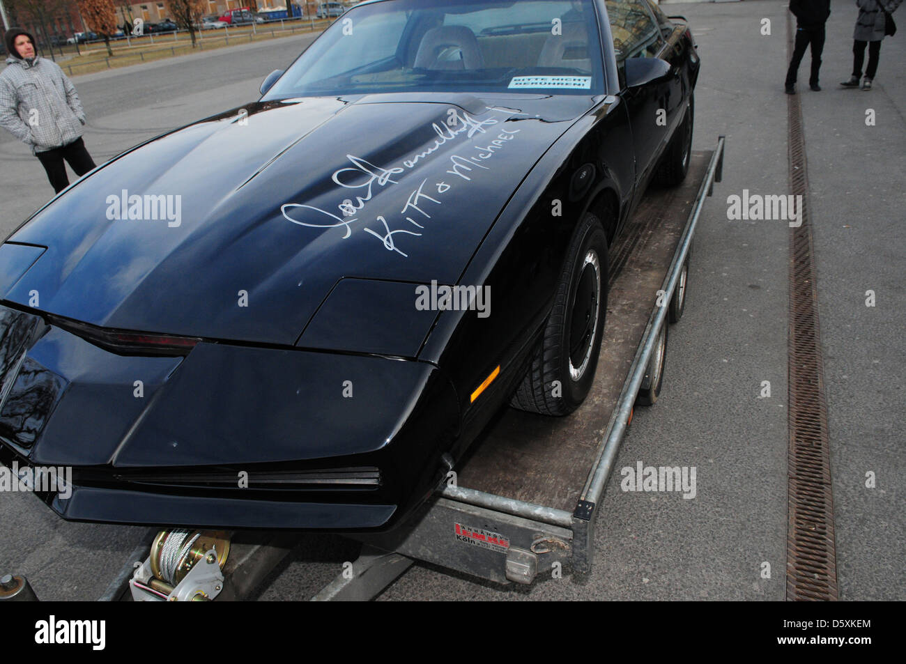 K i t t hi-res stock photography and images - Alamy