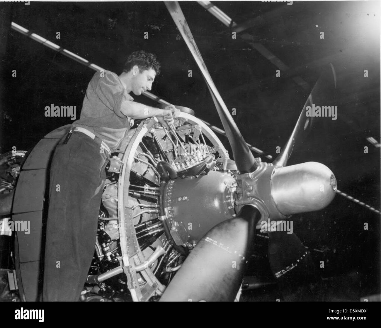 Engine installation for the Republic P-47D Thunderbolt in 1944, a key ...