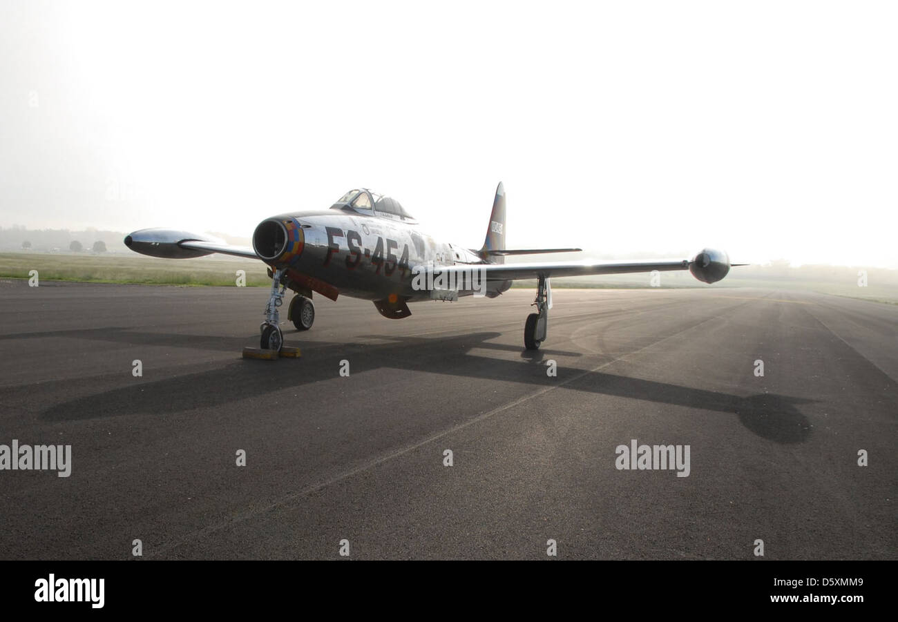 F 84g thunderjet hi-res stock photography and images - Alamy