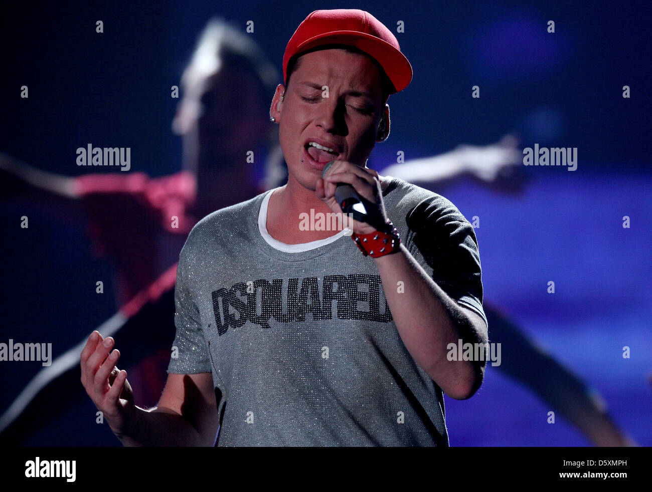 Mike Mueller performing live on German TV show "Deutschland sucht den ...