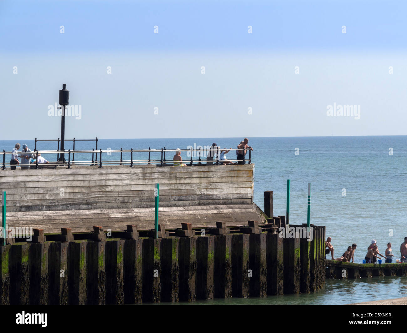 seaside resort of littlehampton west sussex - the harbour Stock Photo ...