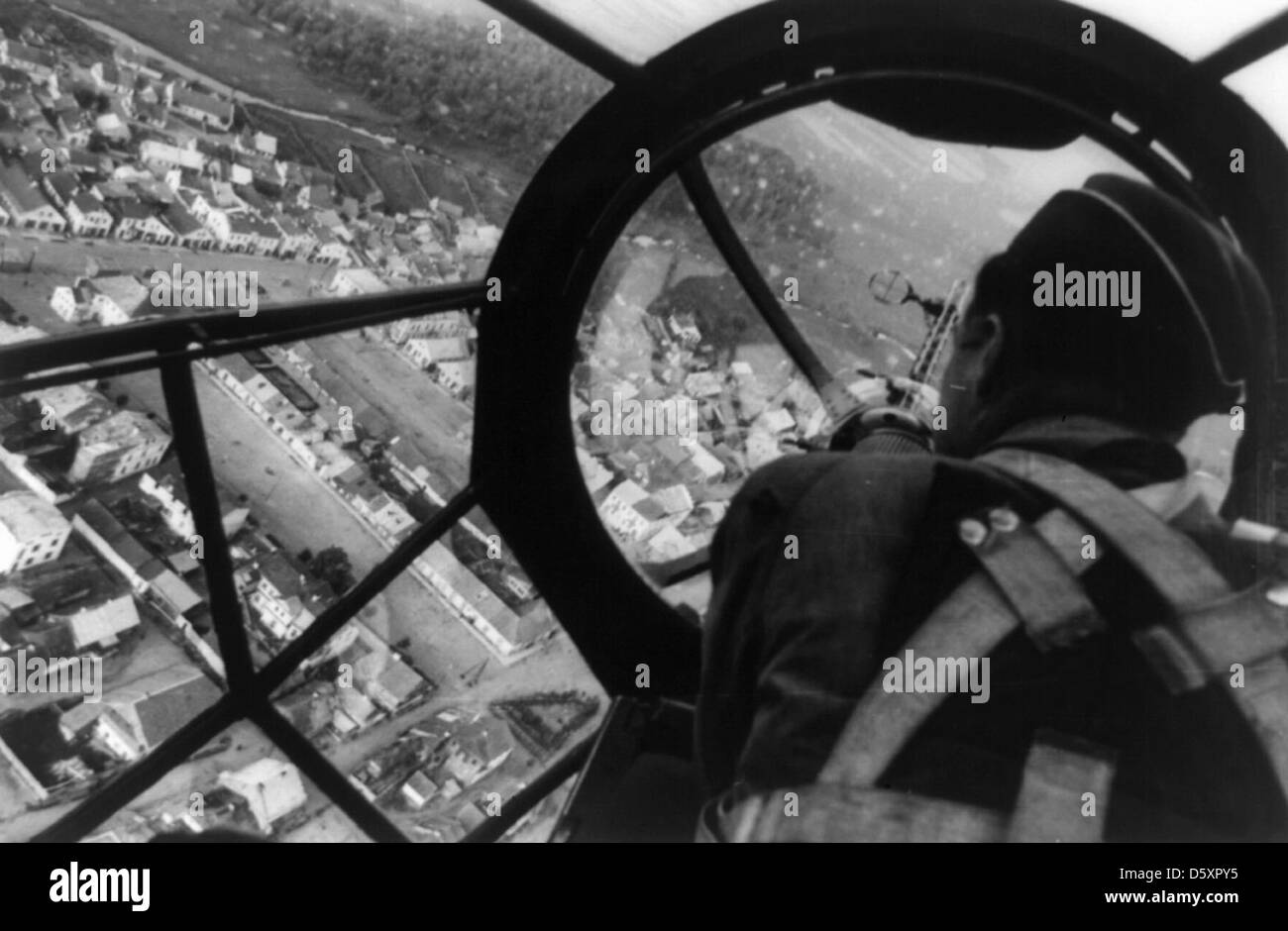 German heinkel 111 bomber Black and White Stock Photos & Images - Alamy