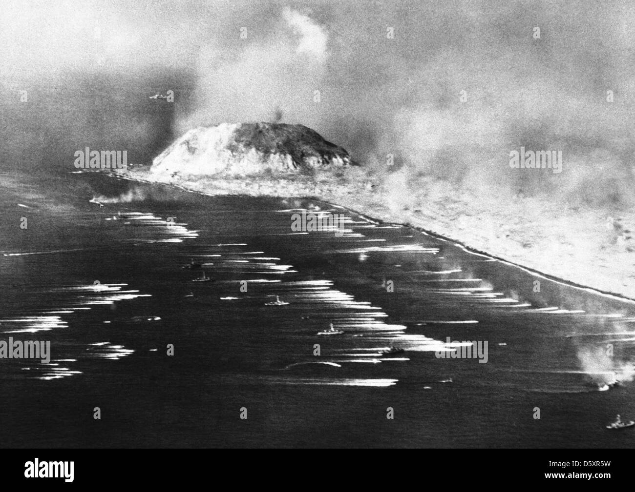 U.S. Marines landing on the Japanese island of Iwo Jima on February 19 ...