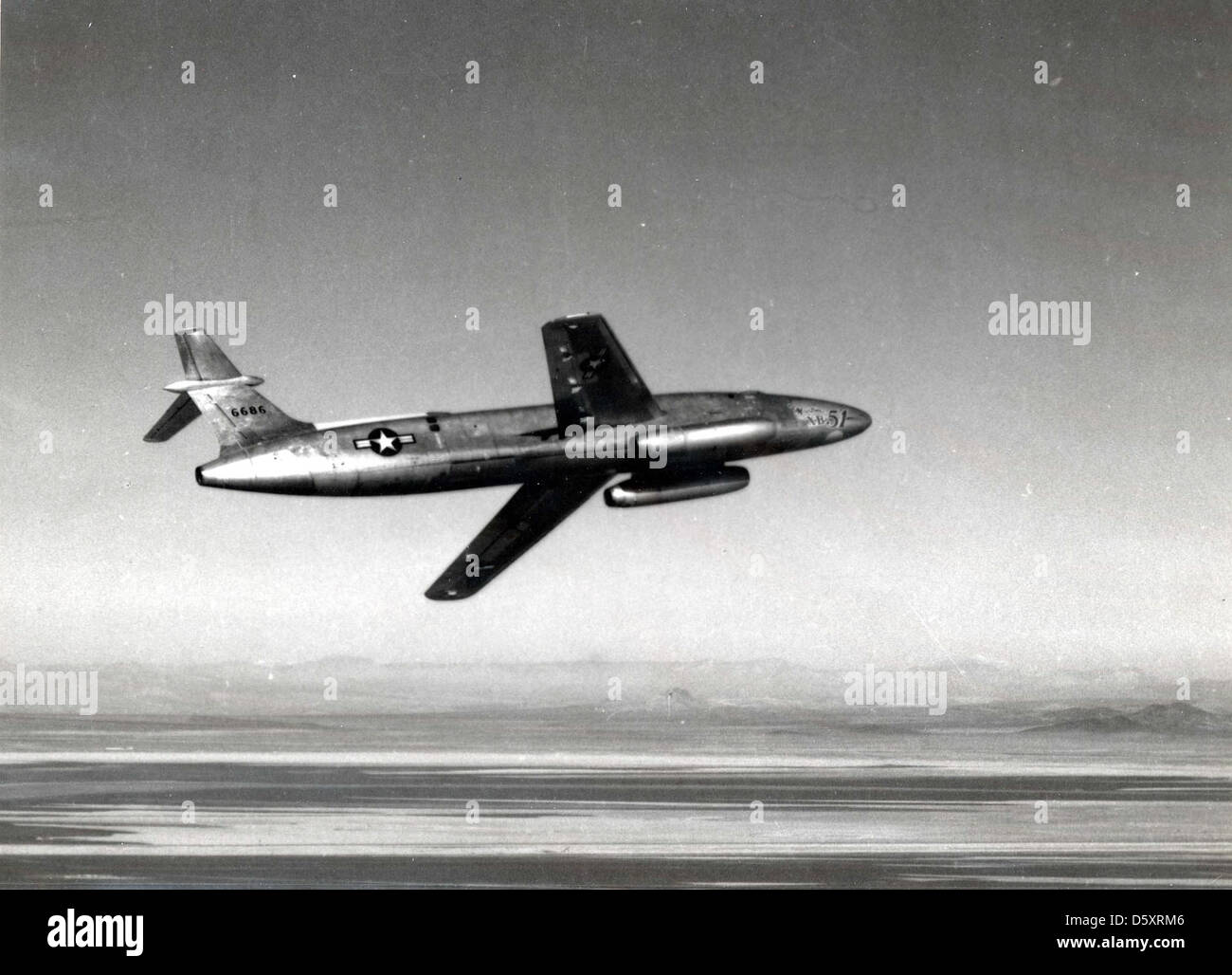 Rear fuselage mounted engines hi-res stock photography and images - Alamy