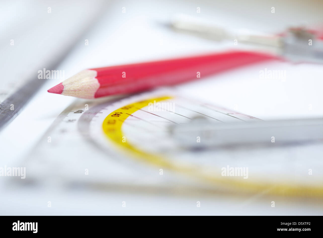 Magnification tools hi-res stock photography and images - Alamy