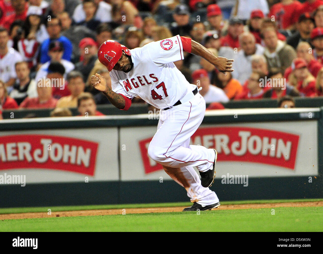 Anaheim, California, USA. 9th April 2013. Howard Kendrick of the Angels ...