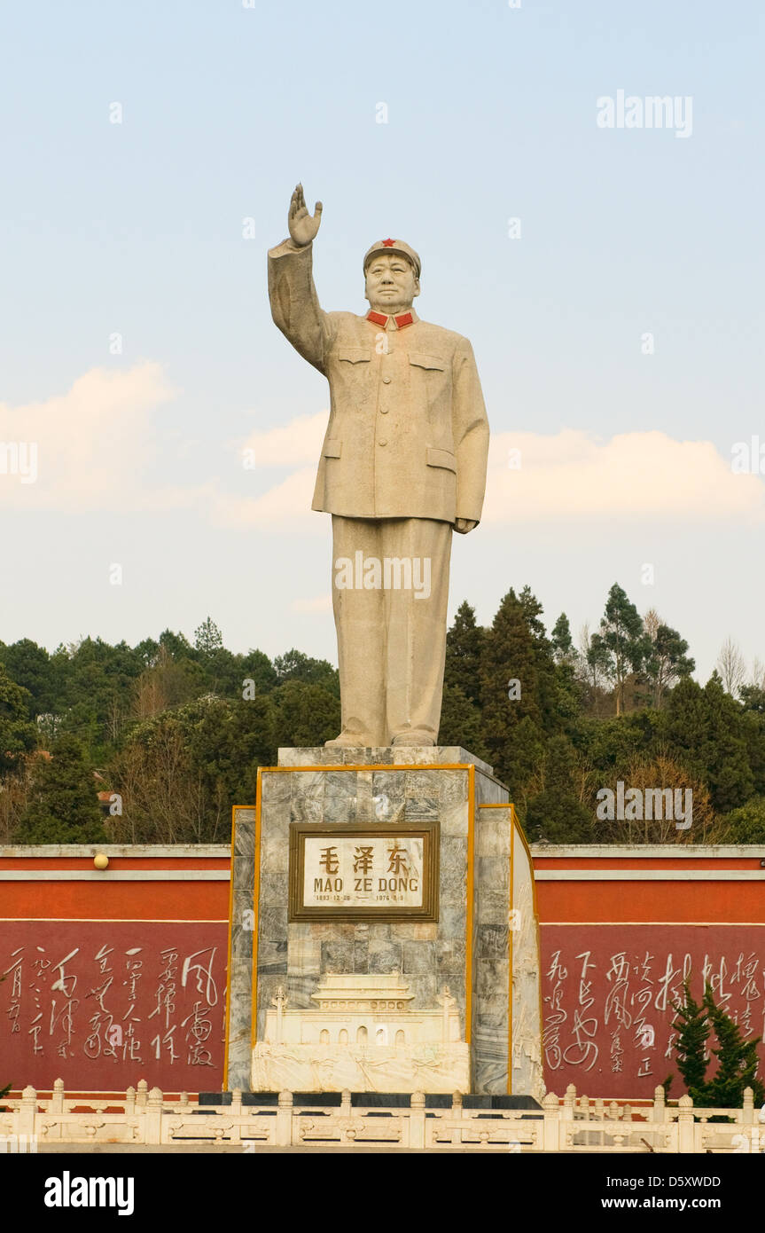 mao zedong monument Stock Photo - Alamy