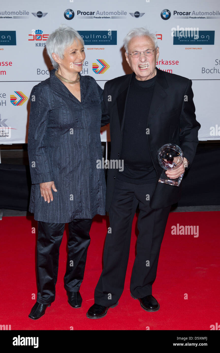 Frank gehry steiger award 2011 hi-res stock photography and images - Alamy
