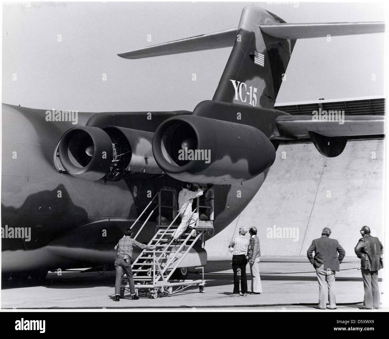 McDonnell Douglas YC-15 Stock Photo - Alamy