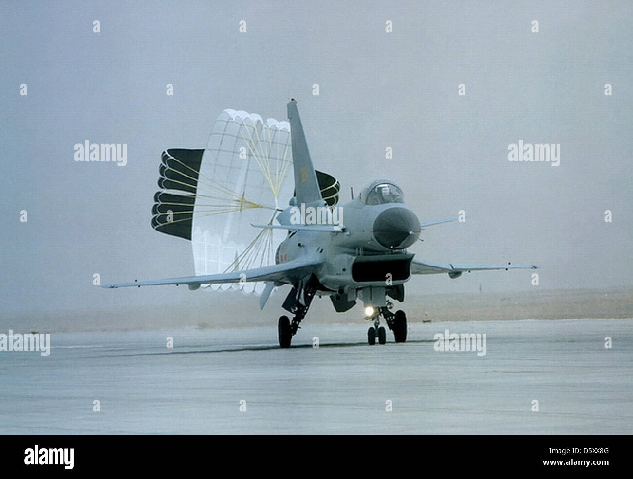 Chinese chengdu j 10 fighter hi-res stock photography and images - Alamy