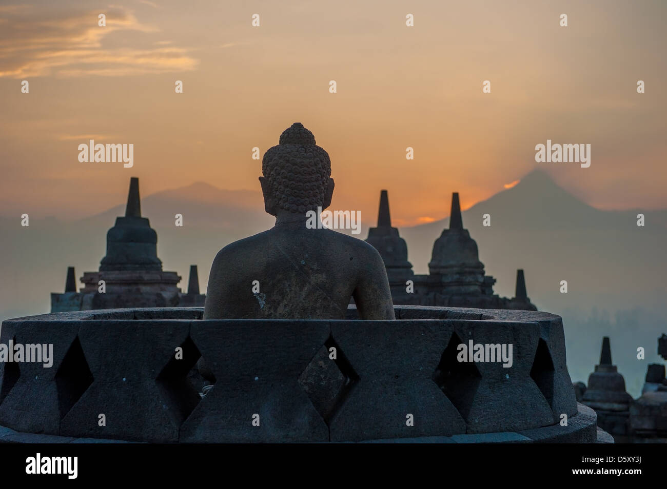 Borobudur temple at sunrise, Java, Indonesia Stock Photo - Alamy