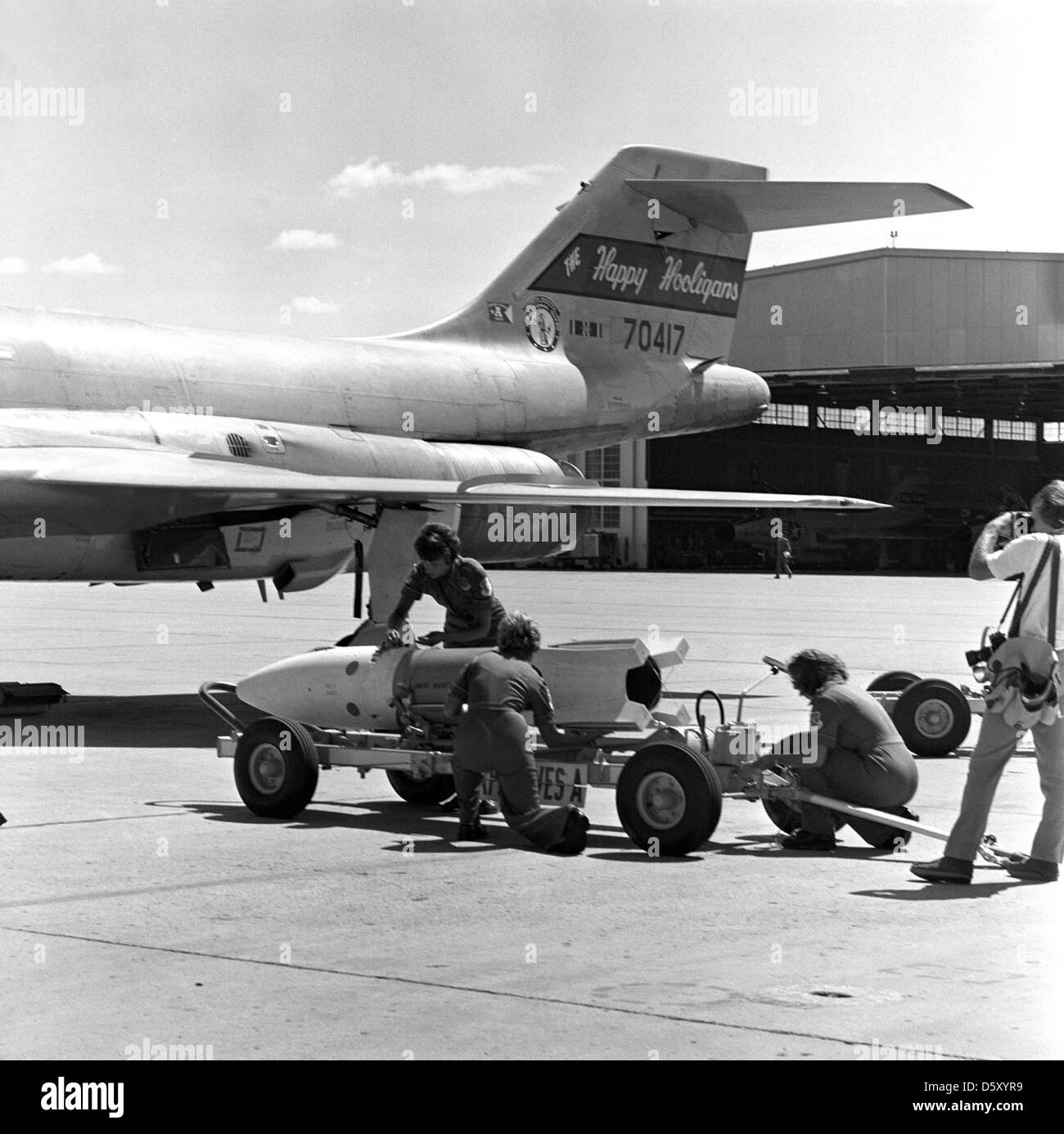 Female U.S. Air Force Weapons Handlers from the 119th Fighter Wing ...