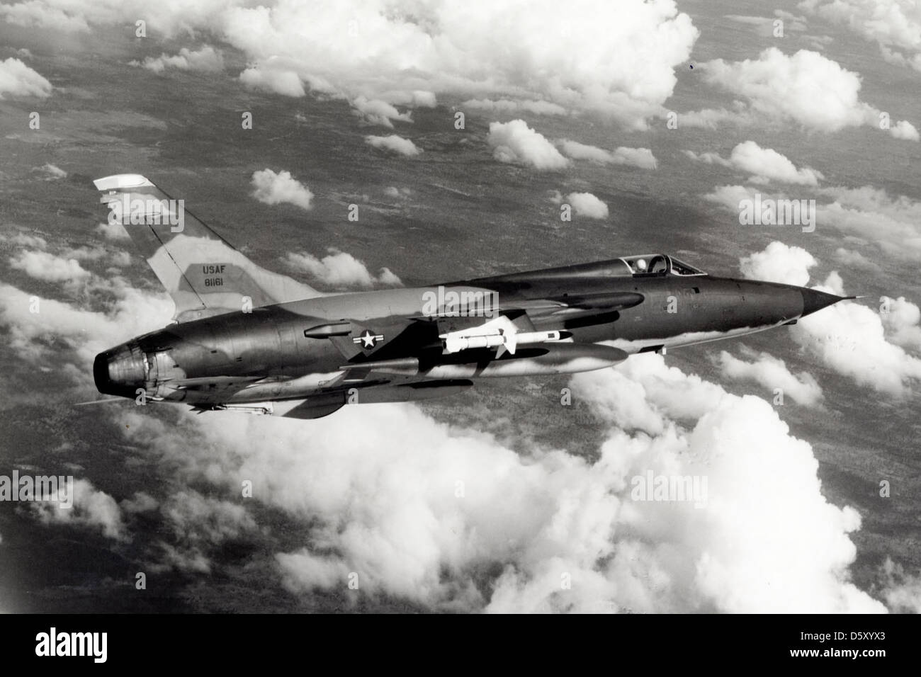 Republic 105 thunderchief united states hi-res stock photography and ...