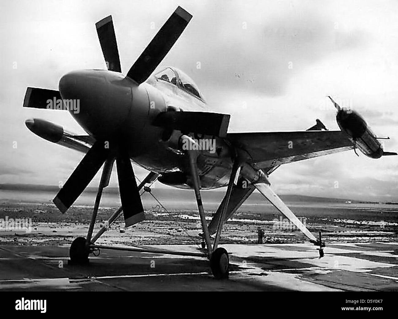 Lockheed xfv 1 salmon hi-res stock photography and images - Alamy