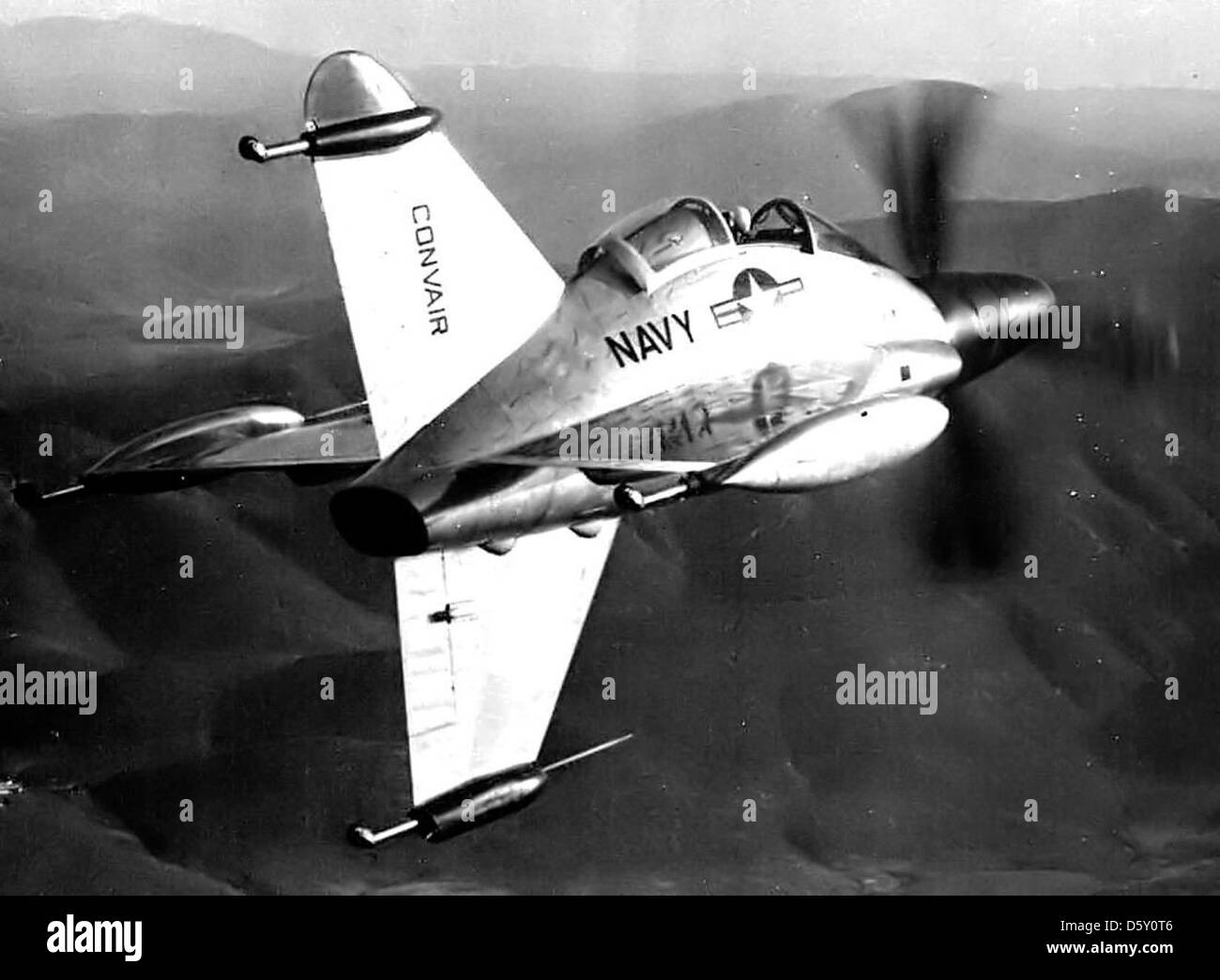 Vertical propulsion Black and White Stock Photos & Images - Alamy