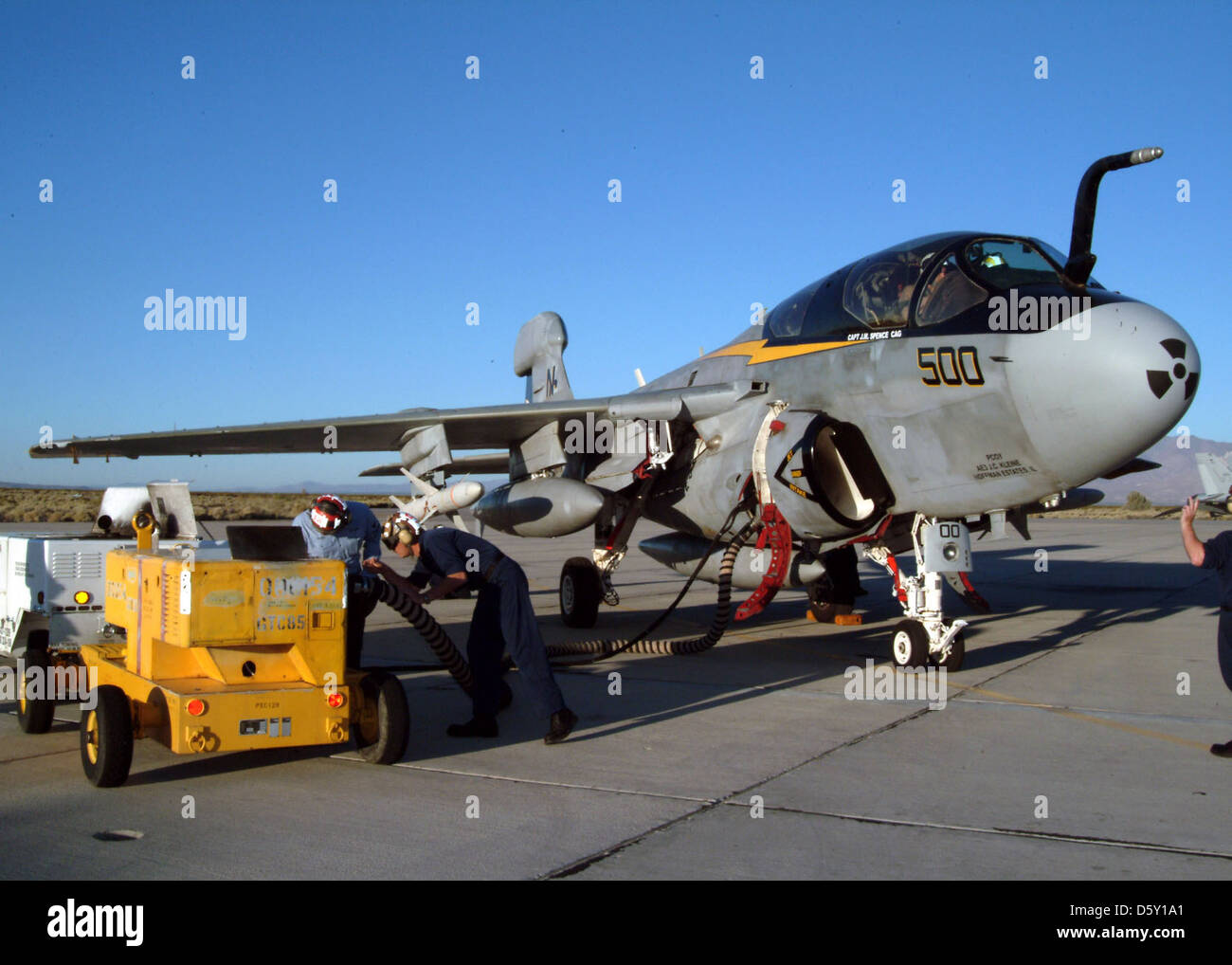 Personnel from Air Test and Evaluation Squadron Nine (VX-9) conduct ...